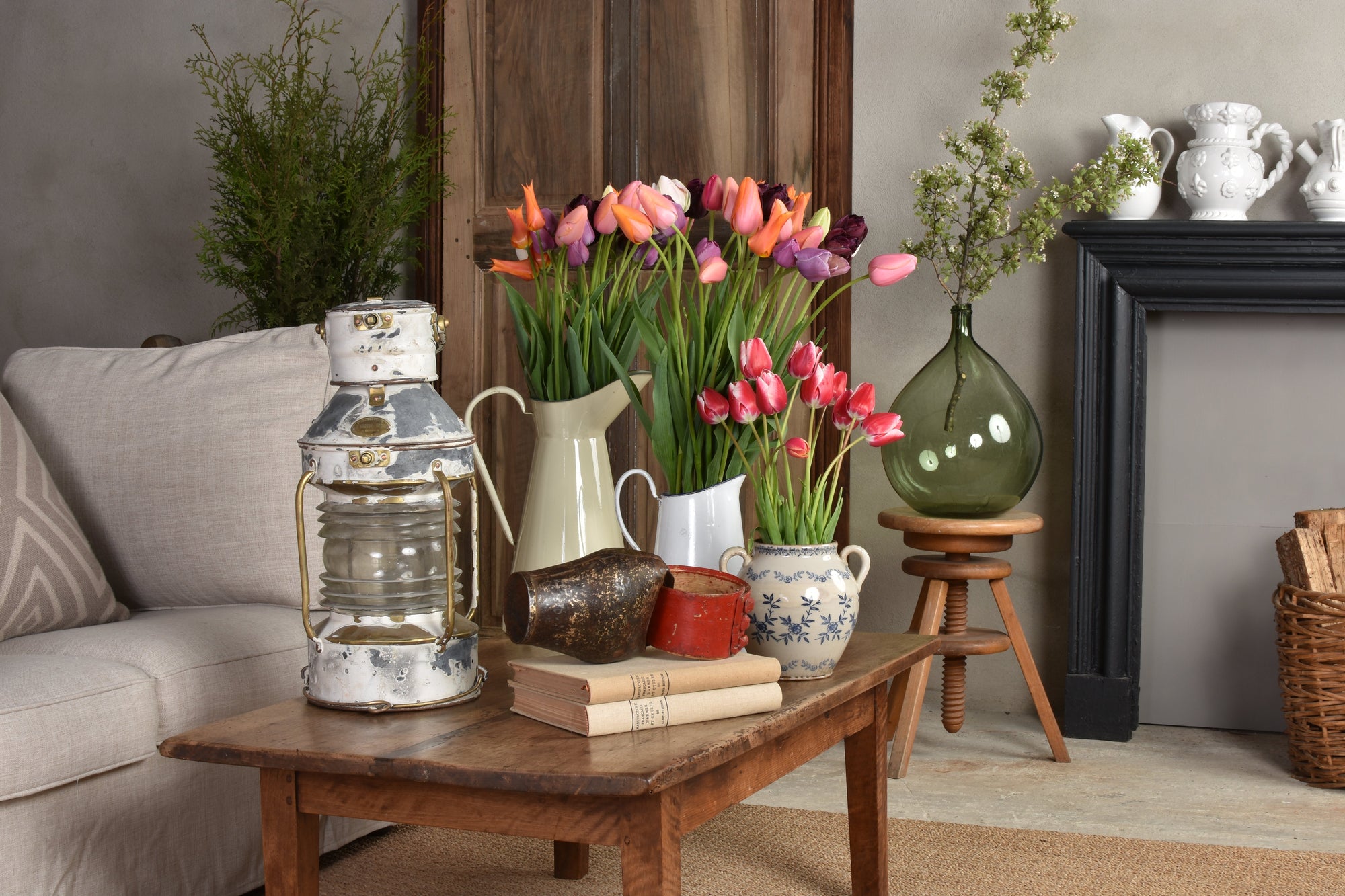 Seven decorating ideas with demijohn bottles