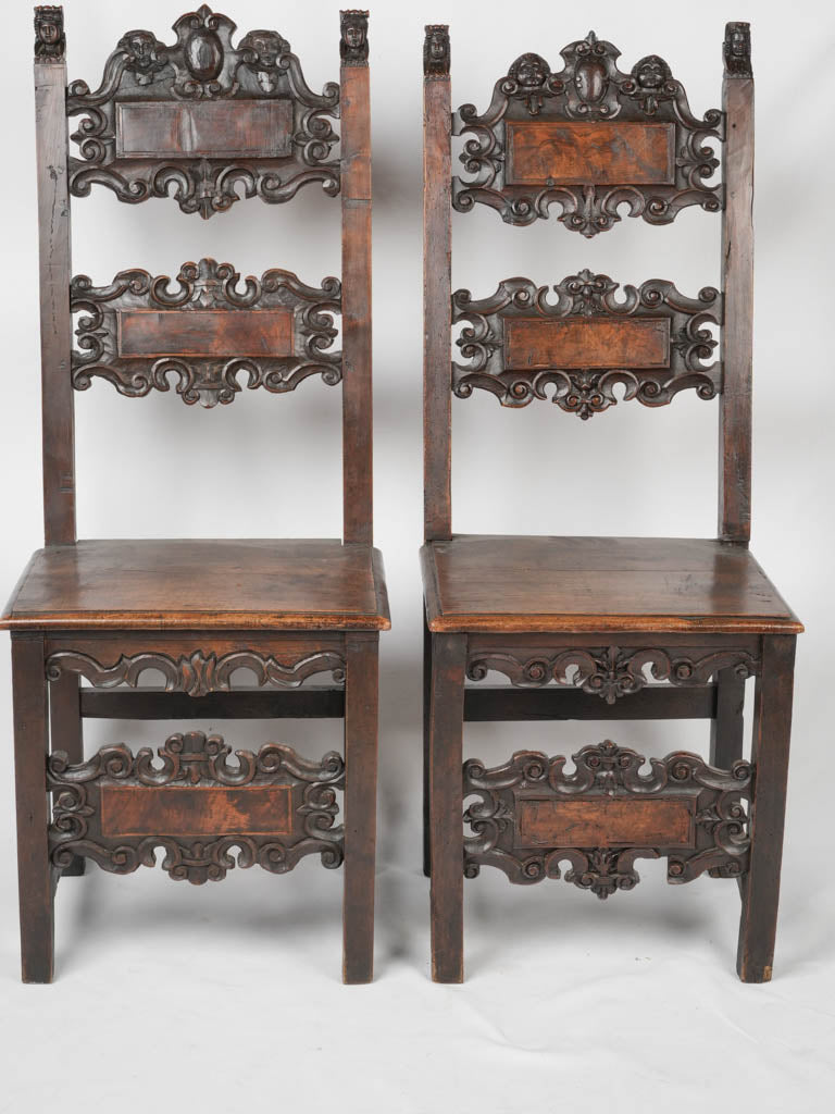 Pair of 17th century Italian high-back chairs - carved – Chez Pluie