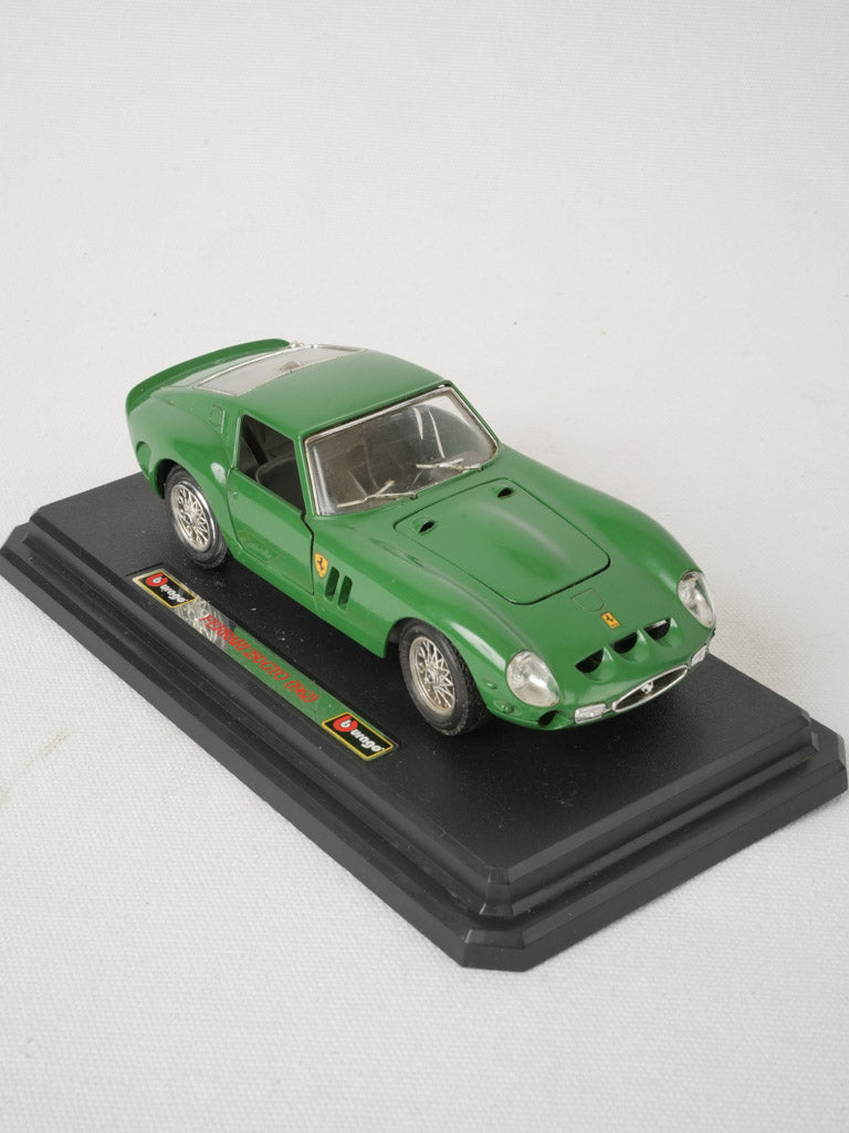 Vintage Ferrari 250 GTO Model Car - Green – Chez Pluie