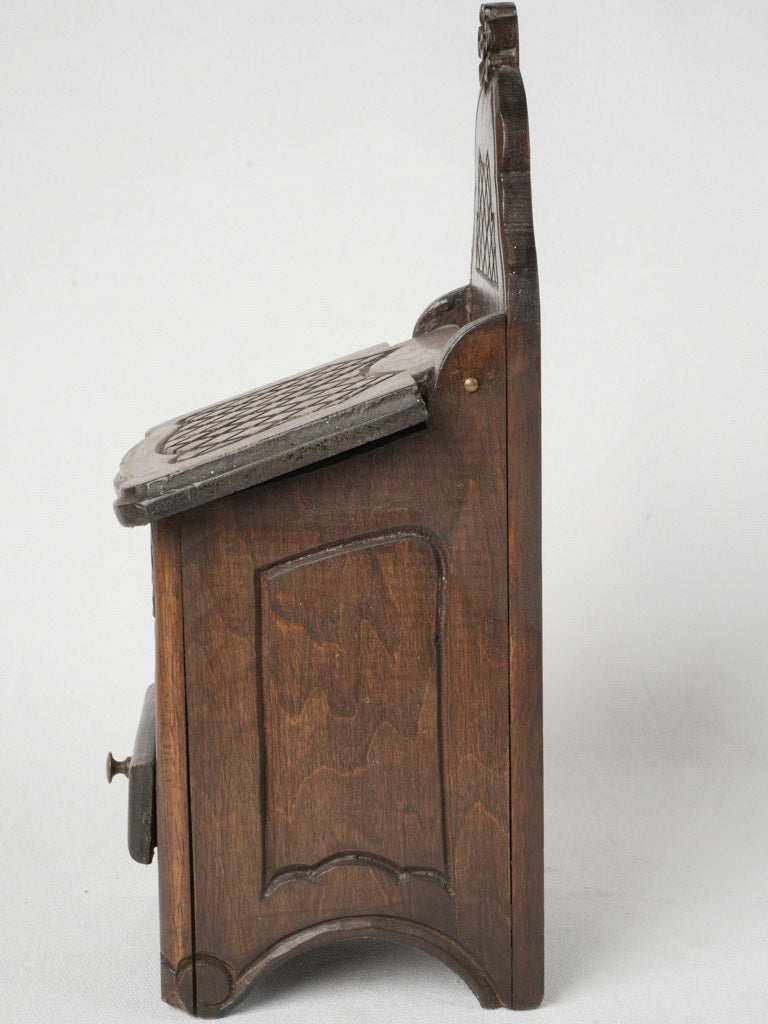 Small Antique French Salt Box w/ Carved Flowers 13½" – Chez Pluie