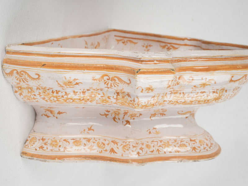 18th-century hand-painted yellow ceramic Moustier wall fountain – Chez ...