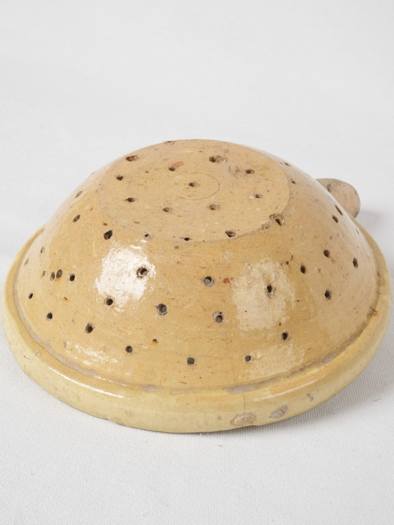 Yellow glazed terracotta sieve w/ handle – Chez Pluie