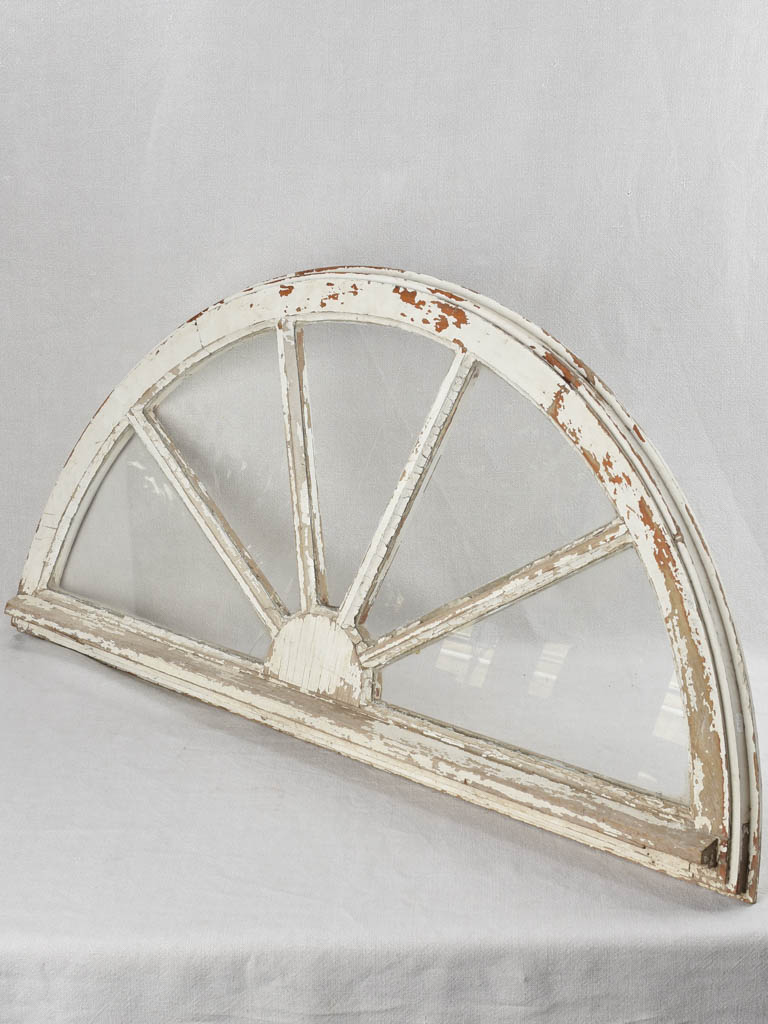 Arched window - fan shaped 1930s 44½" – Chez Pluie