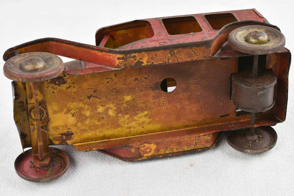1930's American red toy push car made of iron 5½"