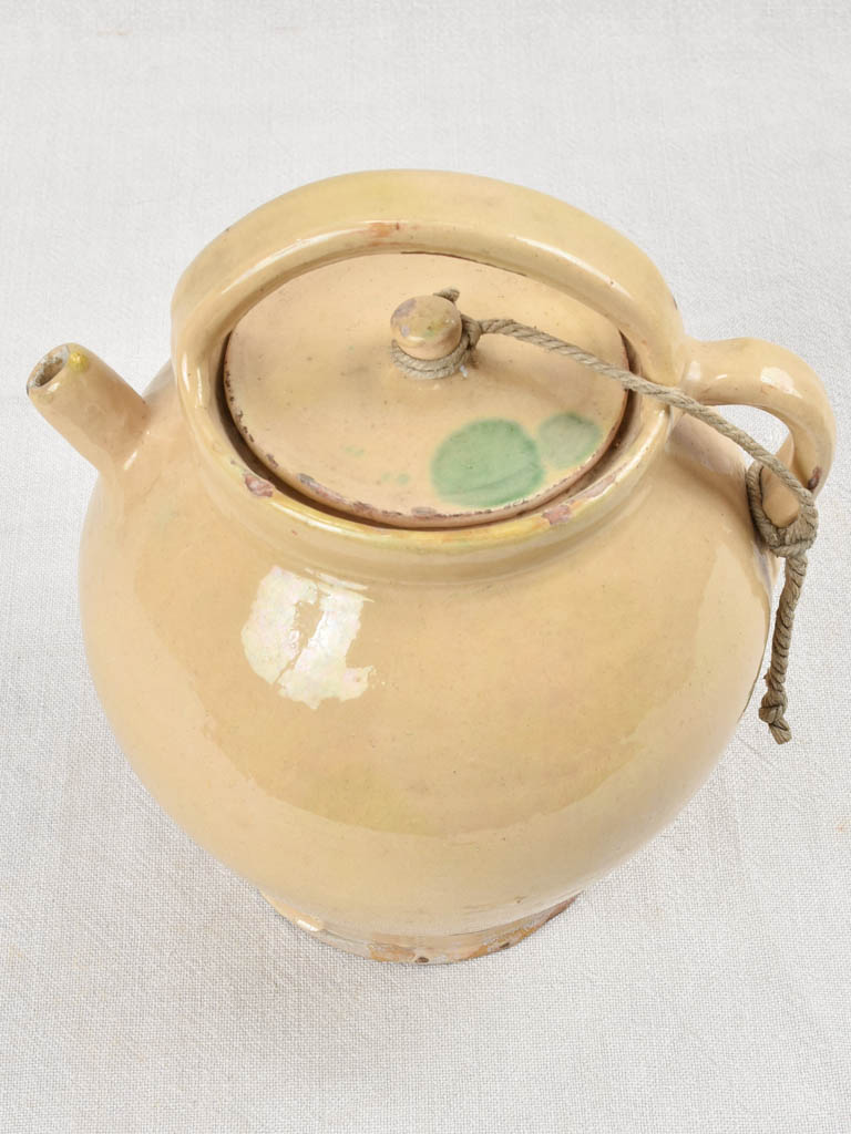 Pale yellow lidded water pitcher, 19th century 11½" – Chez Pluie