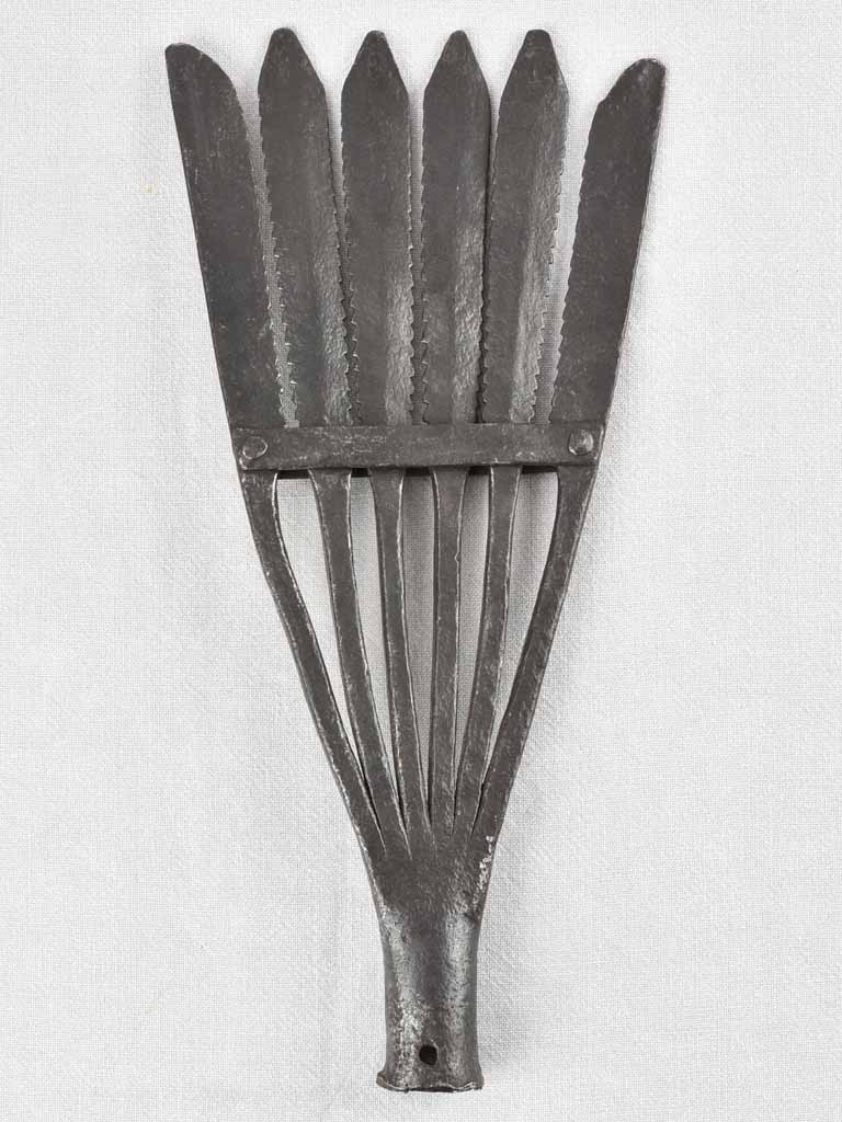 Antique French river fishing spear trident - 6 prong 19" – Chez Pluie