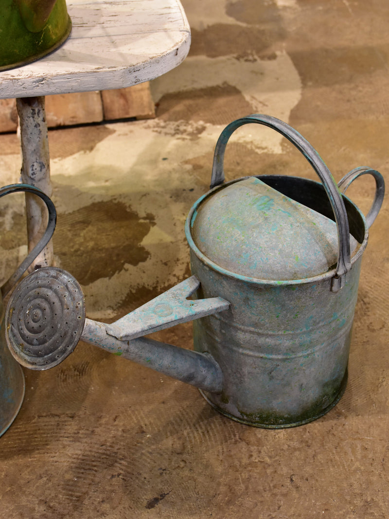 Vintage French watering can – Chez Pluie