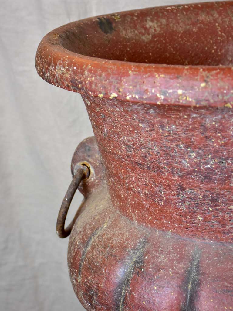 Very large antique garden urn – Chez Pluie
