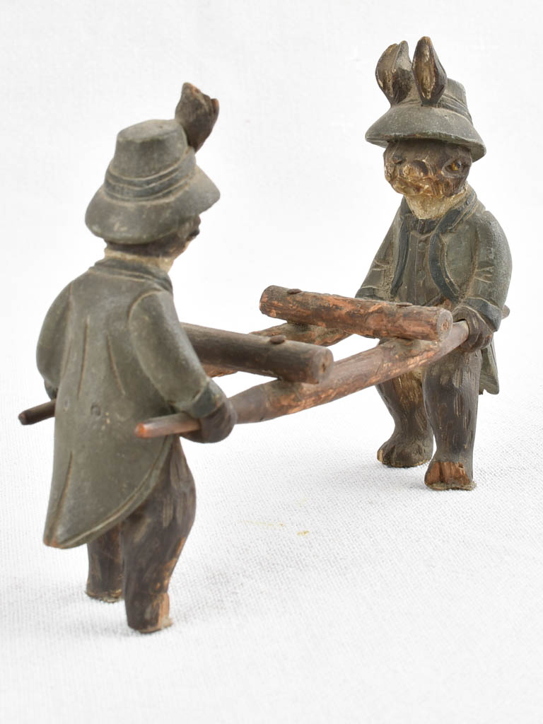 Antique sculpture of rabbits – Chez Pluie