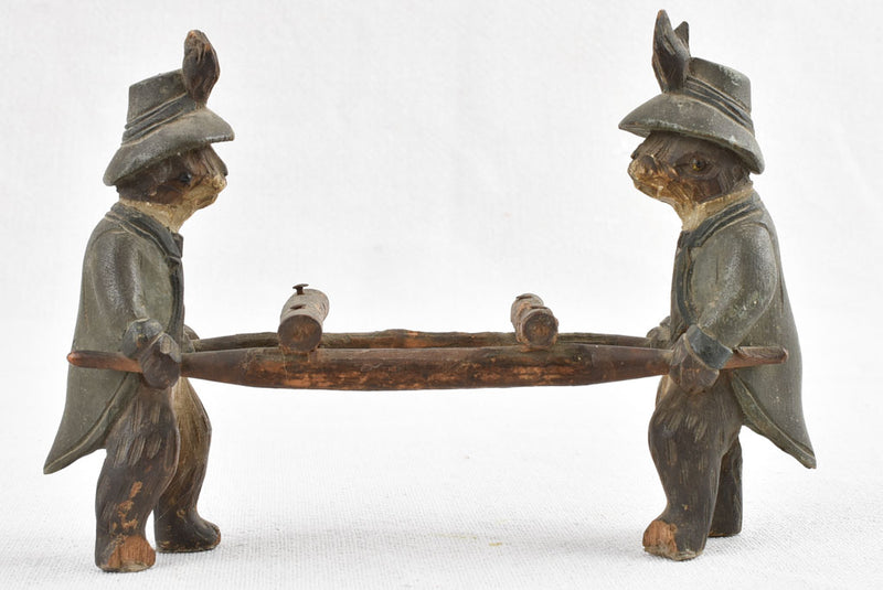 Antique sculpture of rabbits – Chez Pluie