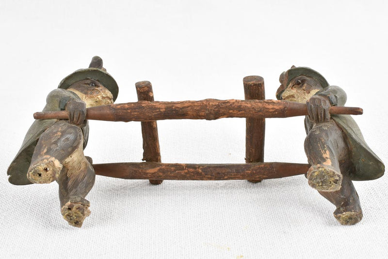 Antique sculpture of rabbits – Chez Pluie