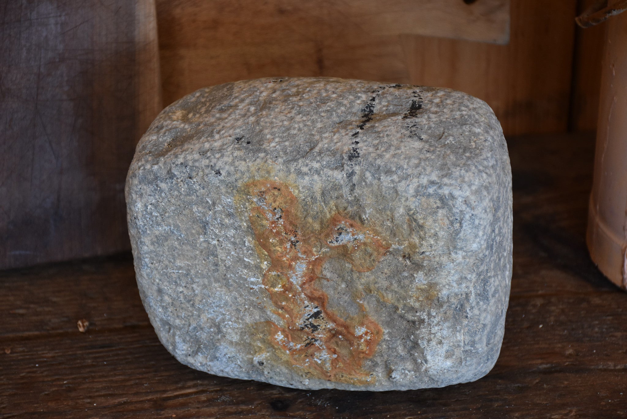 Antique stone counterweight - square – Chez Pluie