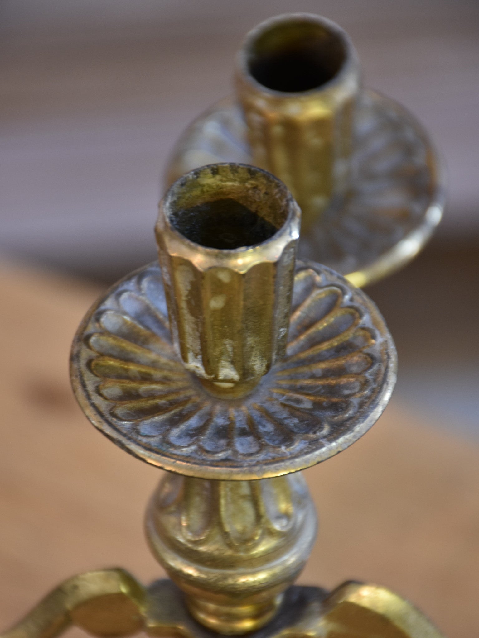 Two French vintage candlesticks – 5 branches – Chez Pluie