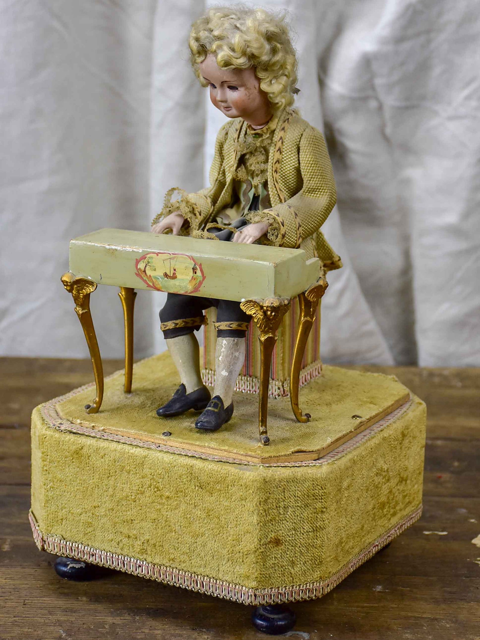 Early 20th Century German wind up toy of Mozart playing piano