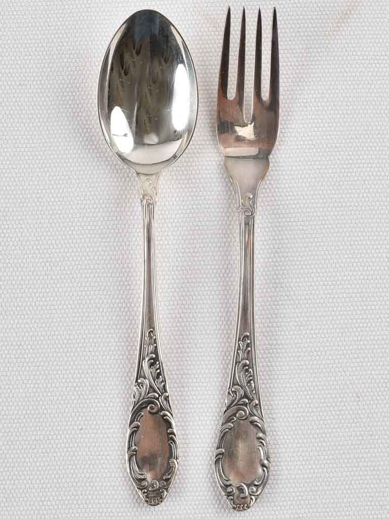 Set of French dessert spoons and forks x 8 – Chez Pluie
