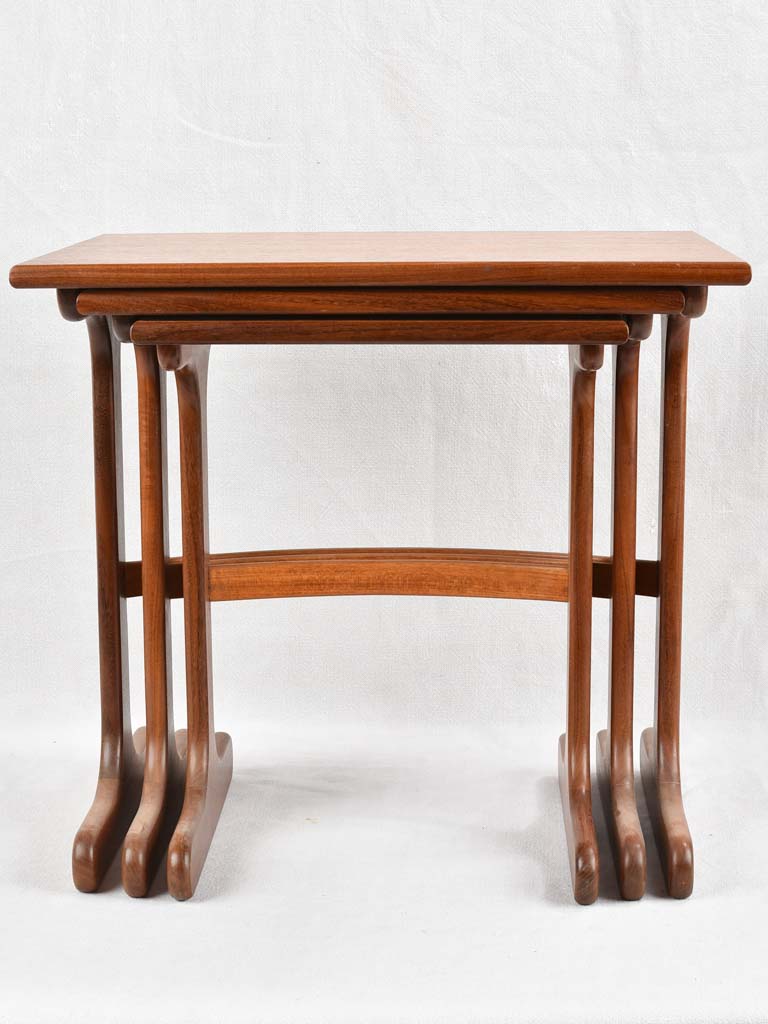 Trio of Scandinavian nesting side tables - teak 20½" – Chez Pluie