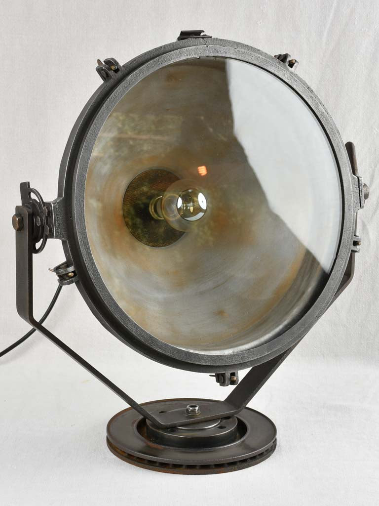 Large industrial projector lamp (2 available) – Chez Pluie