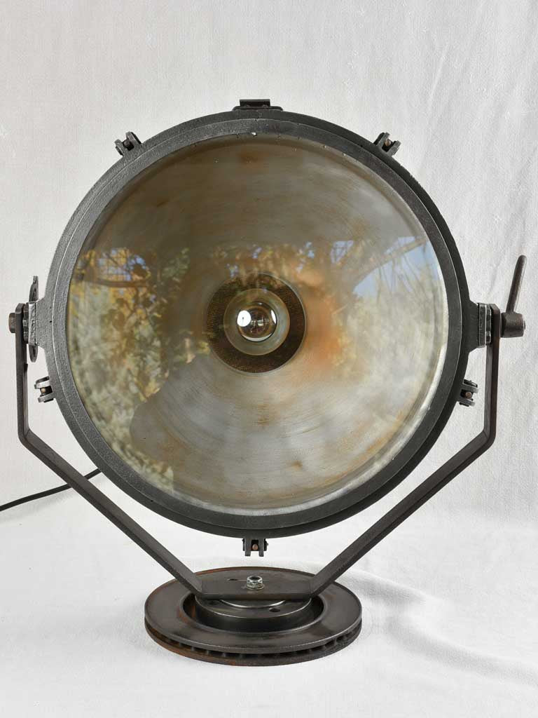 Large industrial projector lamp (2 available) – Chez Pluie