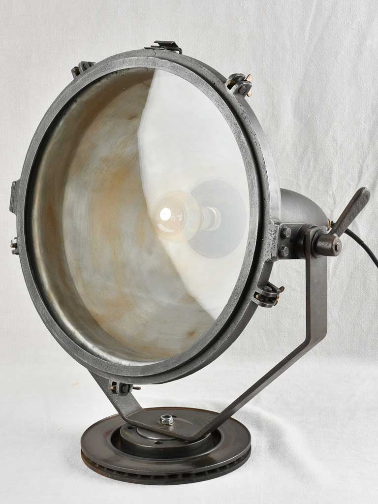 Large industrial projector lamp (2 available) – Chez Pluie