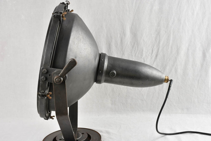 Large industrial projector lamp (2 available) – Chez Pluie