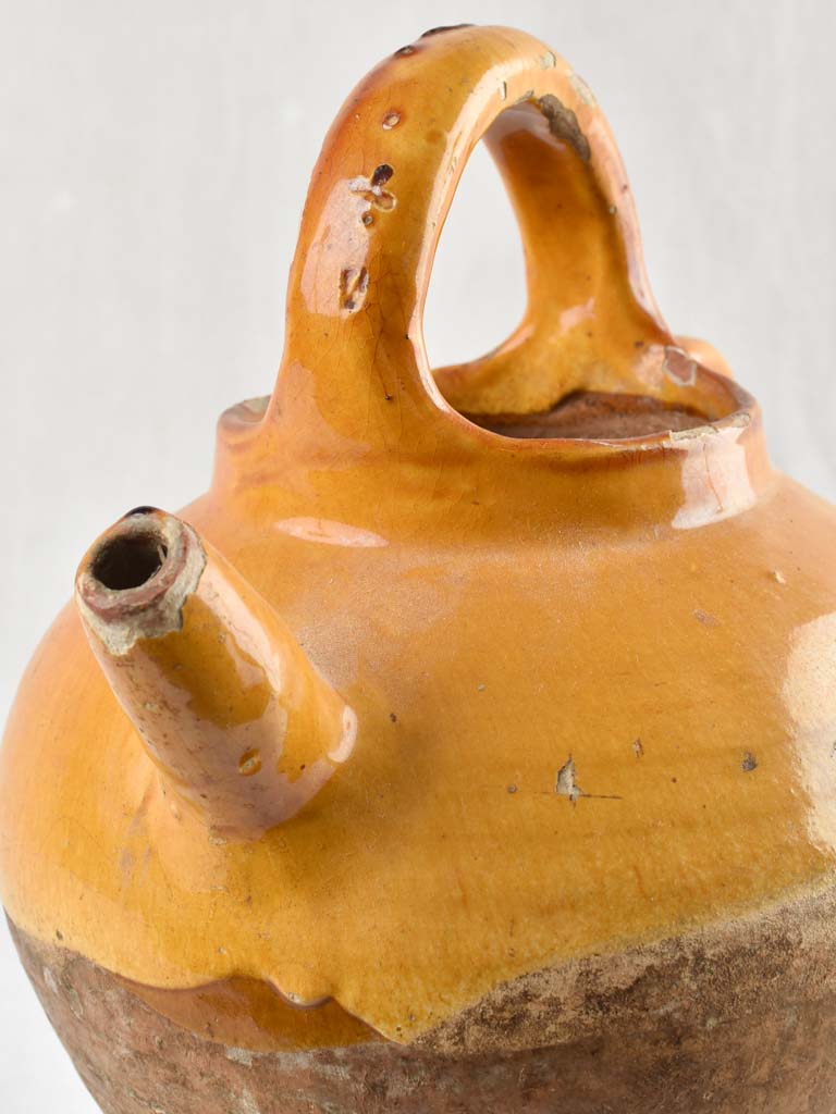 ANTIQUE FRENCH TERRACOTTA PITCHER WITH YELLOW GLAZE 11¾" – Chez Pluie