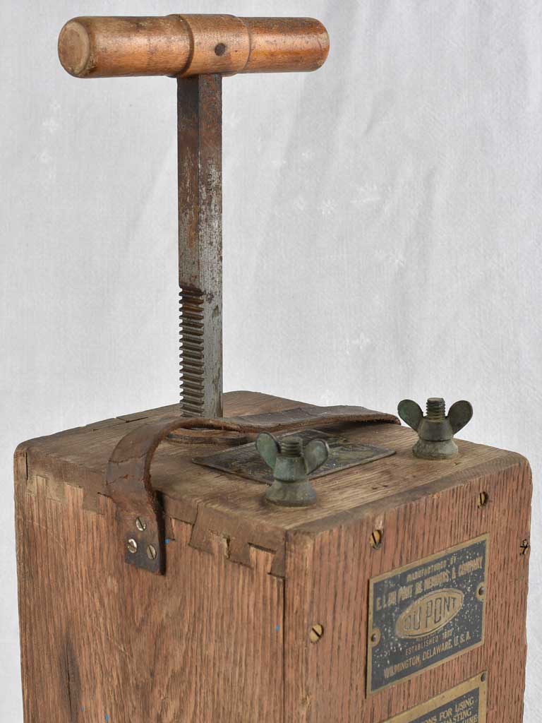 Antique plunger box / dynamite detonator / blasting machine 14¼" – Chez ...