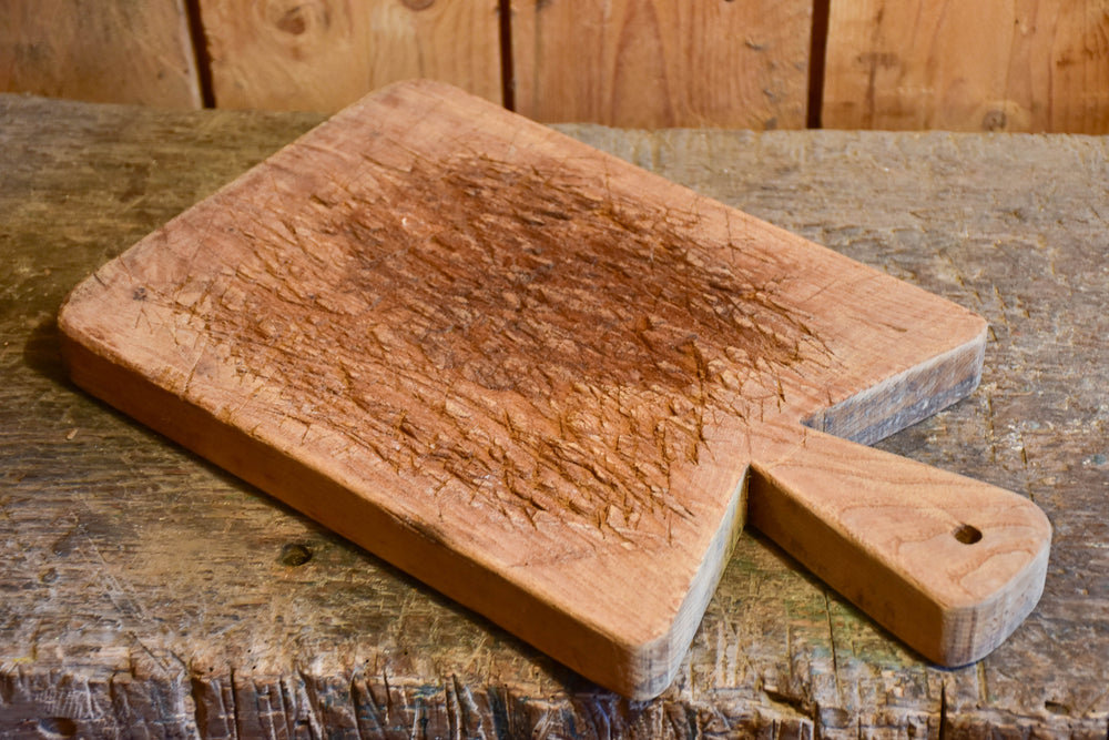 Petite French cutting board with pointed corners
