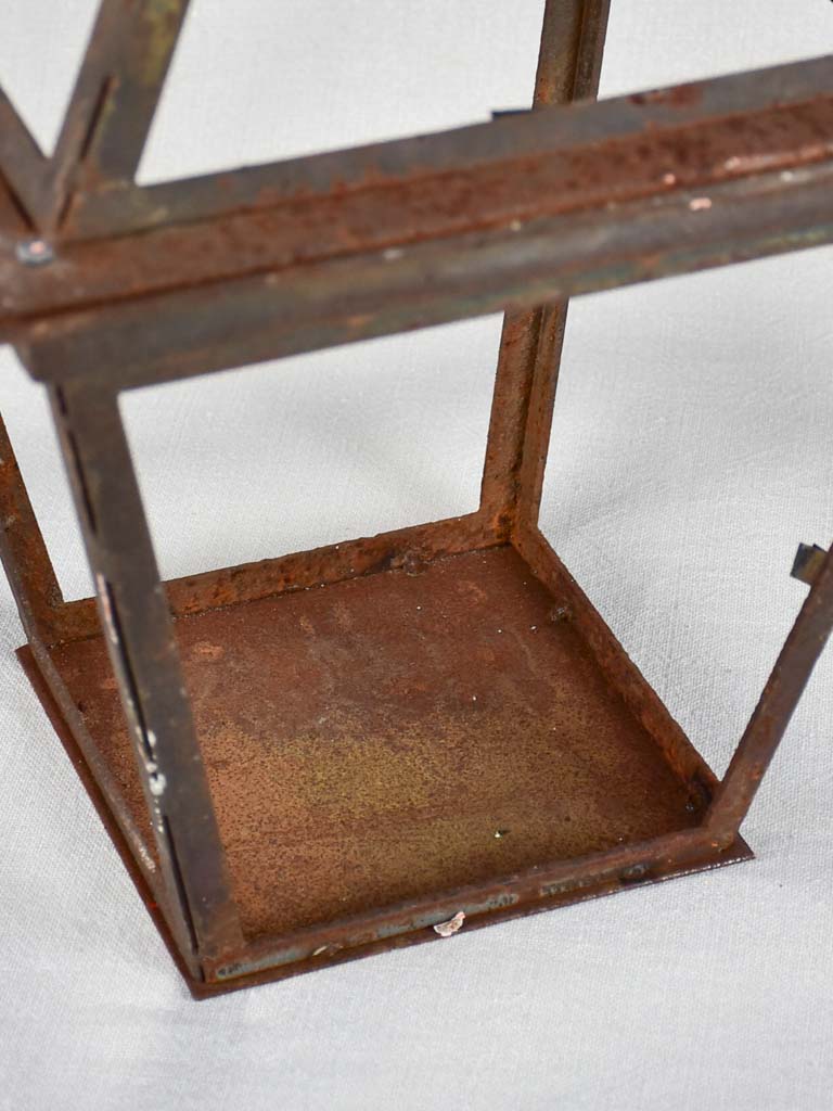 Rustic square antique lantern 21¾" – Chez Pluie
