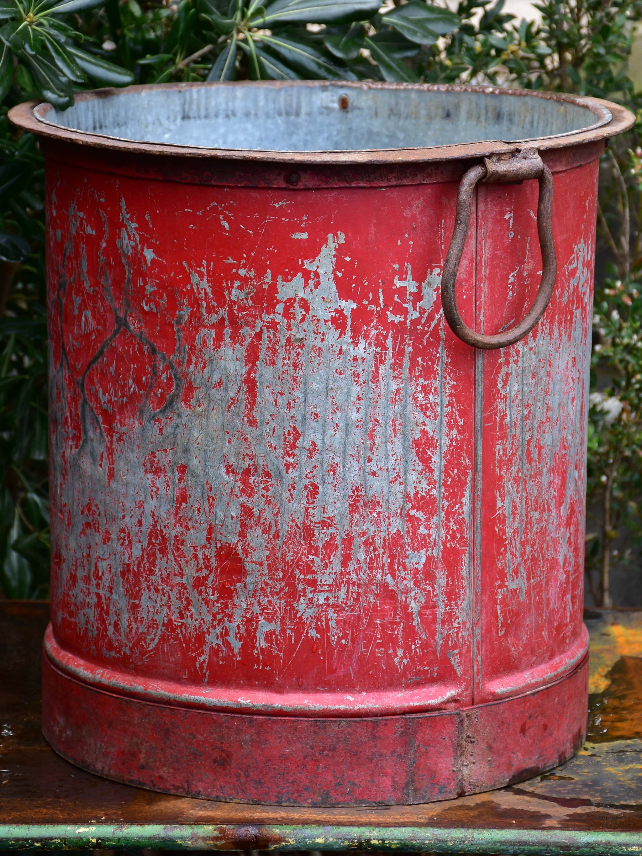 Industrial French bucket from the 1940's with red patina