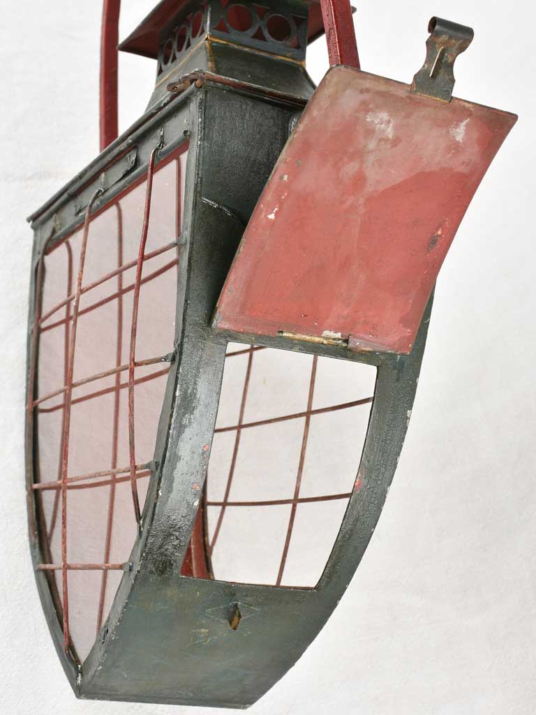 Vintage English Pub lantern - shield shape 25¼" – Chez Pluie