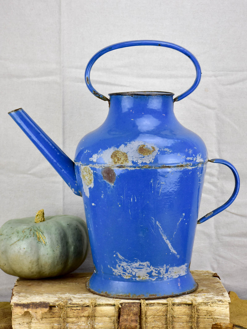 Vintage French watering can - blue enamel – Chez Pluie