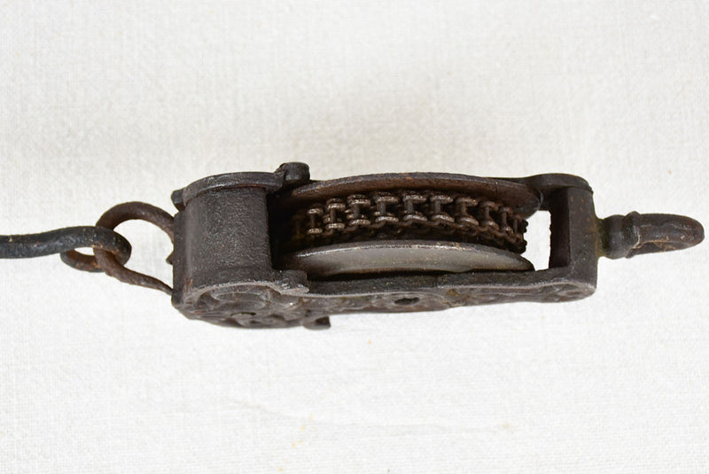 19th century cast iron water well chain and hook – Chez Pluie