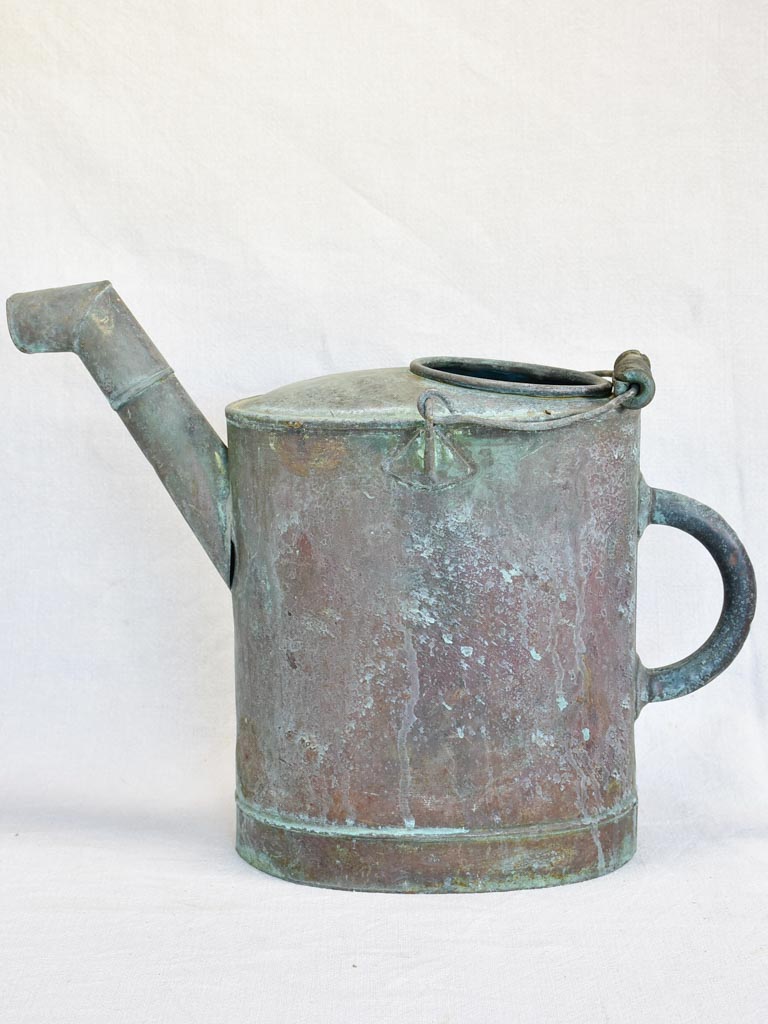 Antique French watering can – Chez Pluie