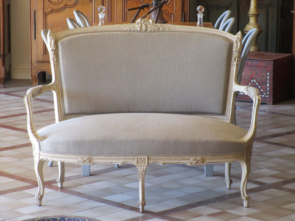 Upholstered Louis XVI canapé