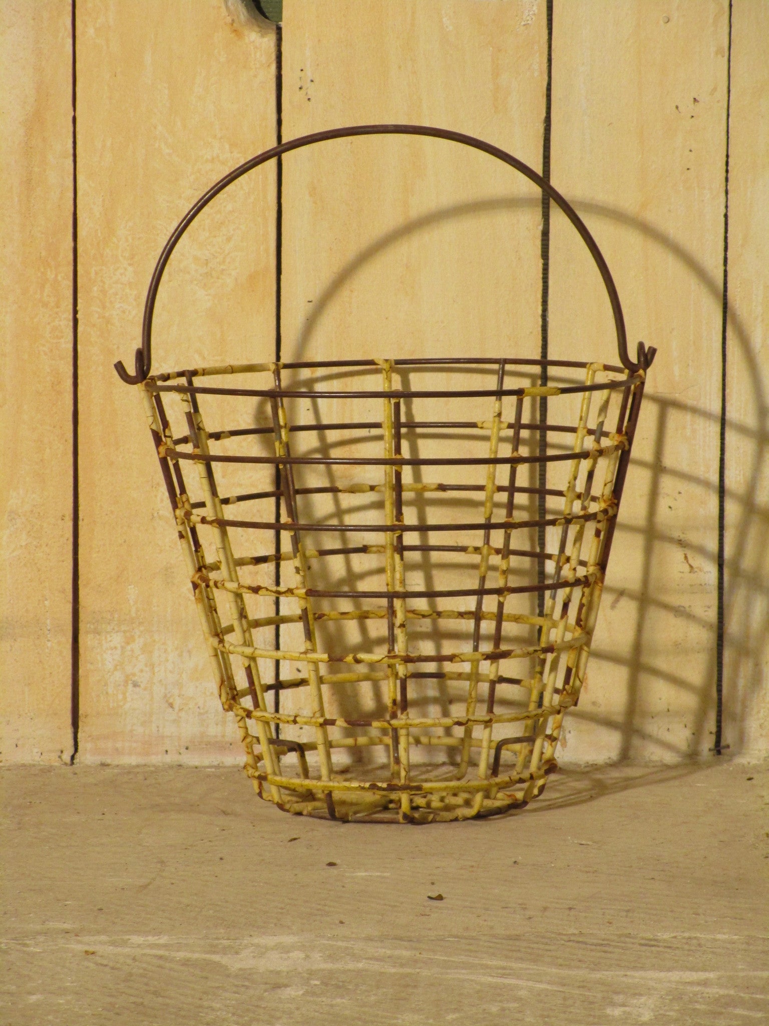 Pair of vintage baskets - yellow grande – Chez Pluie