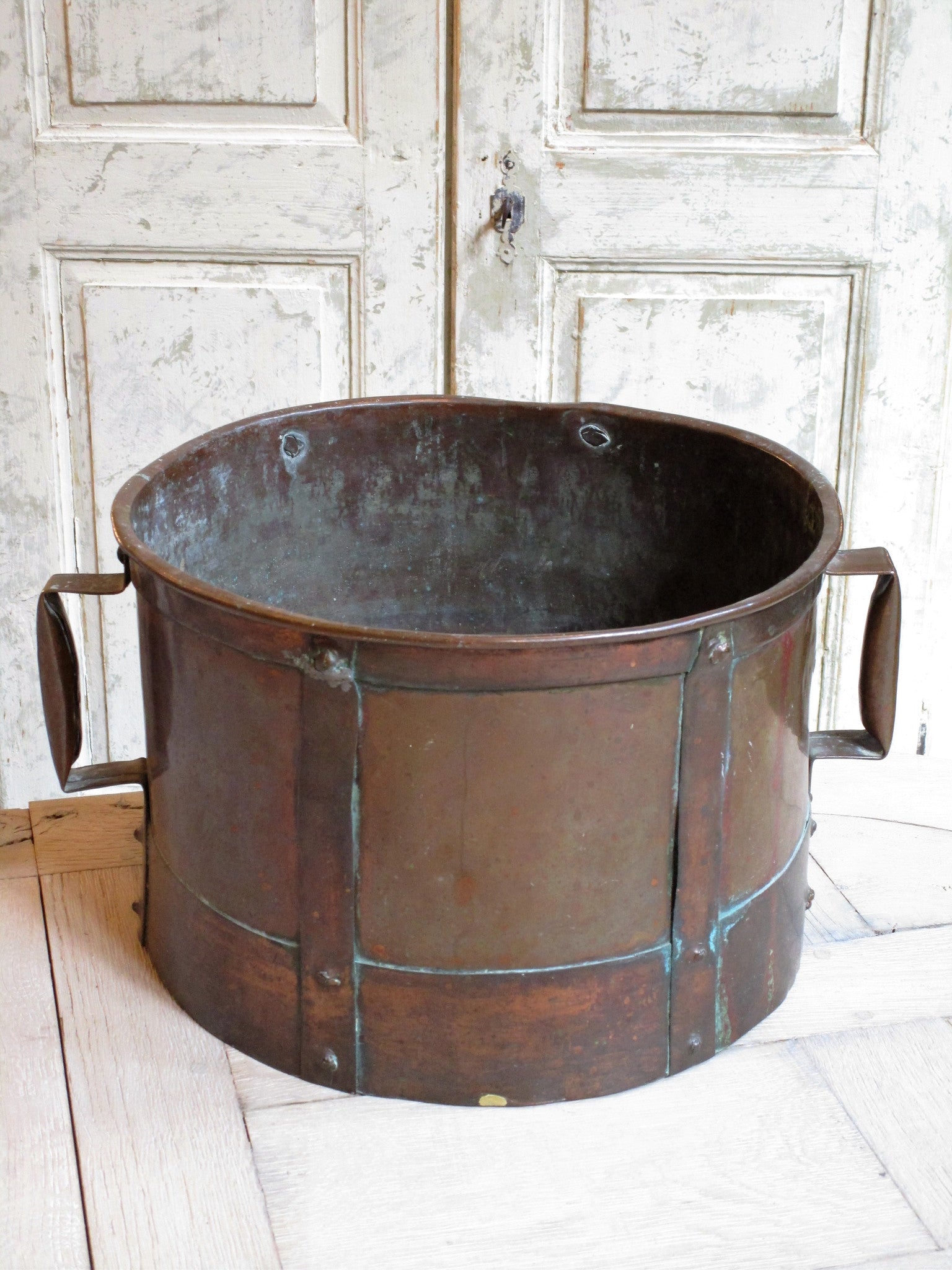 Large French copper pot – Chez Pluie
