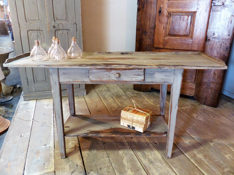 French console table – Chez Pluie