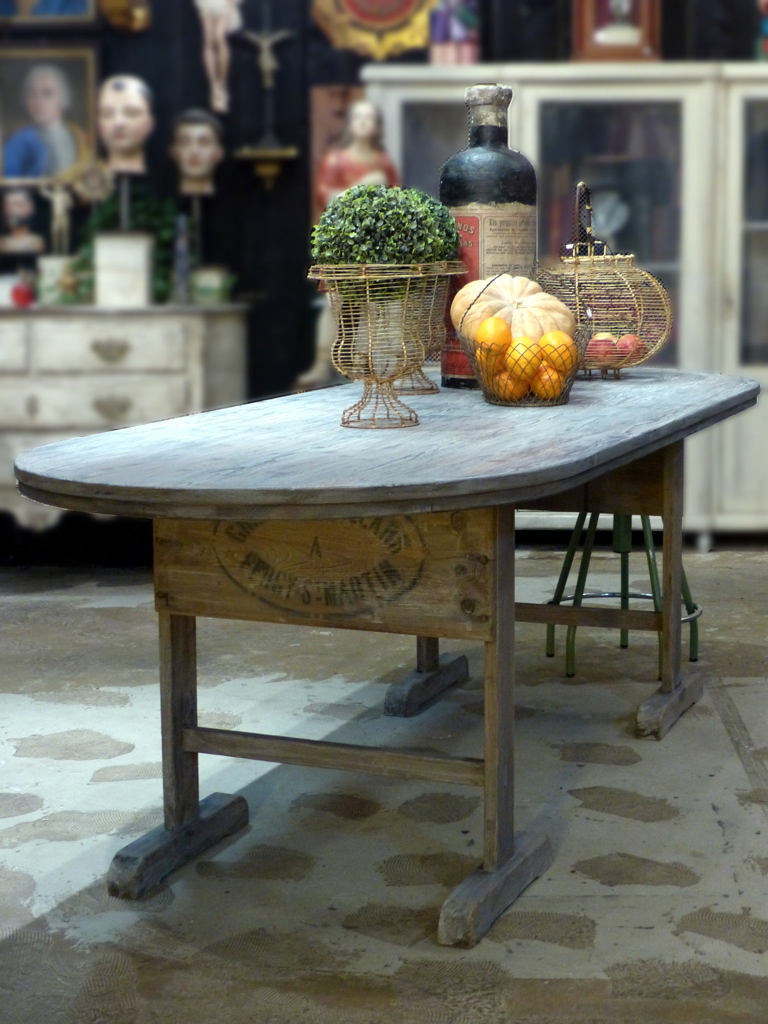 Large rustic farm table from Beaujolais – Chez Pluie