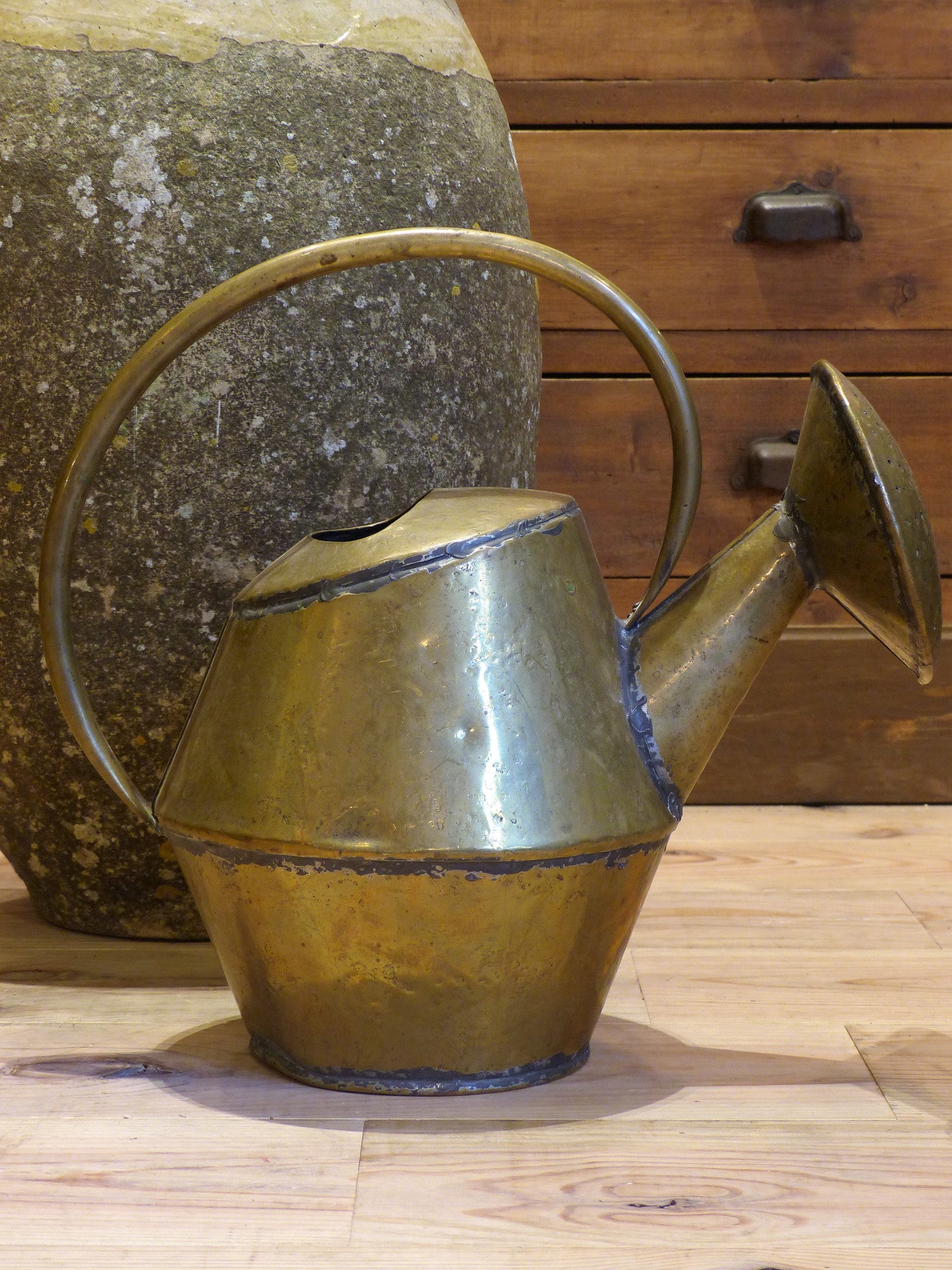 Rustic French watering can – Chez Pluie
