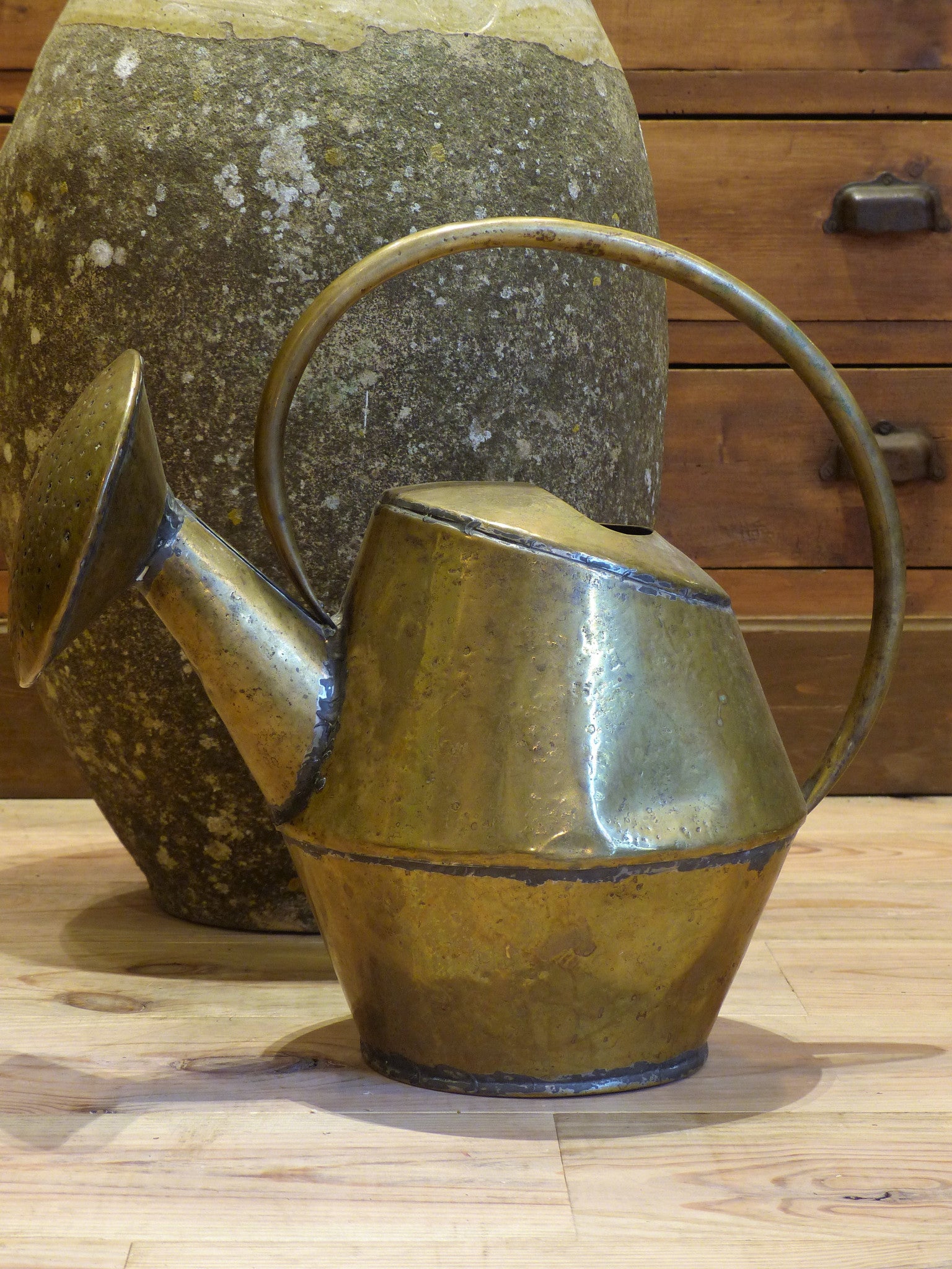 Rustic French watering can – Chez Pluie