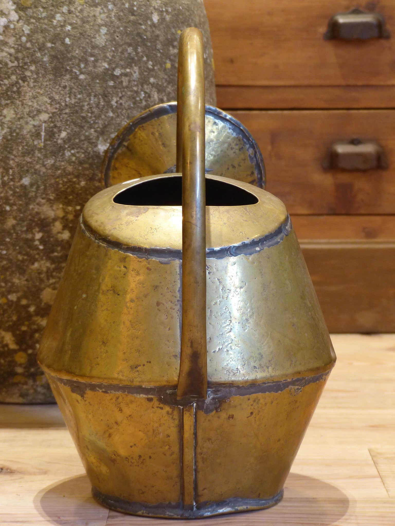 Rustic French watering can – Chez Pluie
