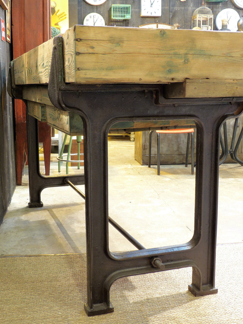 Workshop table, late-18th- or early-19th-century – Chez Pluie